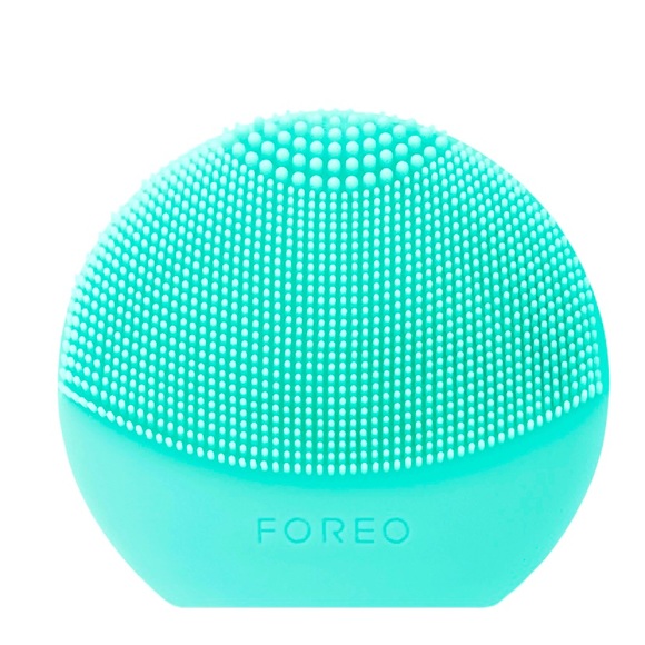 FOREO | Makeup | Wash Your Wash Your Face With Foreo Plus Play 2 | Poshmark